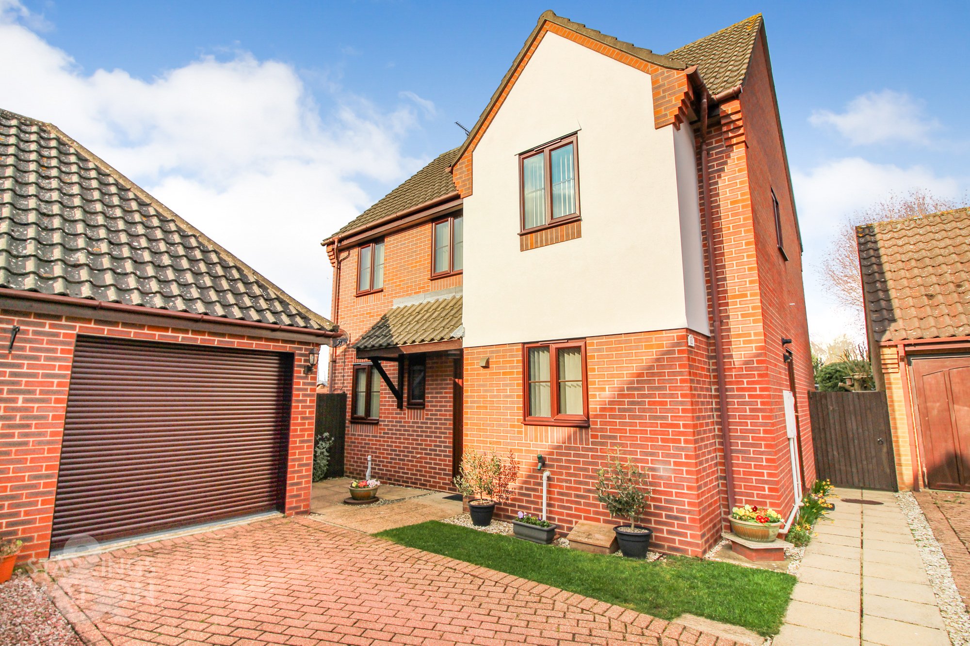 Free property report 12, The Ramblers, Poringland, Norwich, NR14 7QN ...