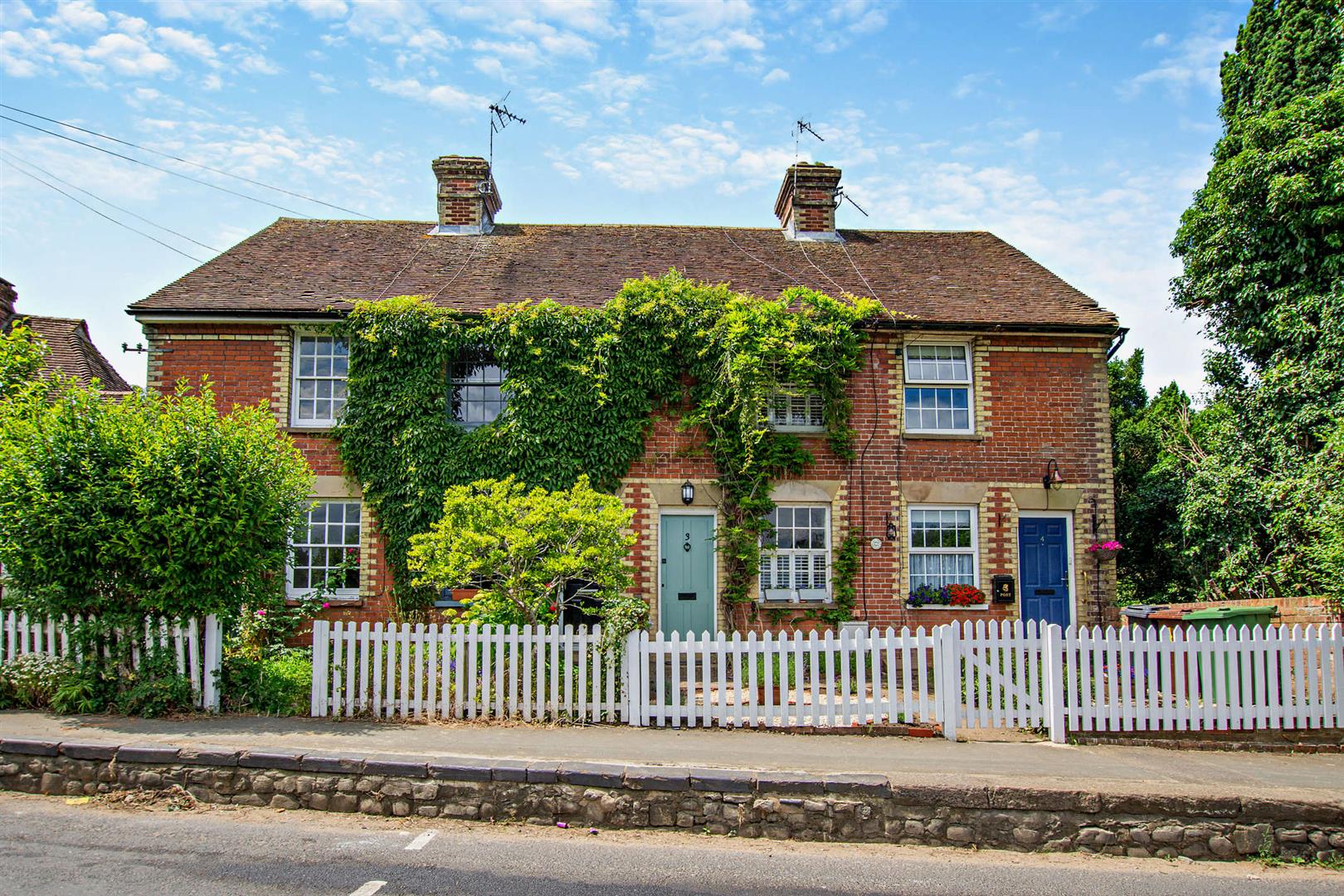 Free property report 3 Yew Tree Cottages, Upper Street, Leeds ...