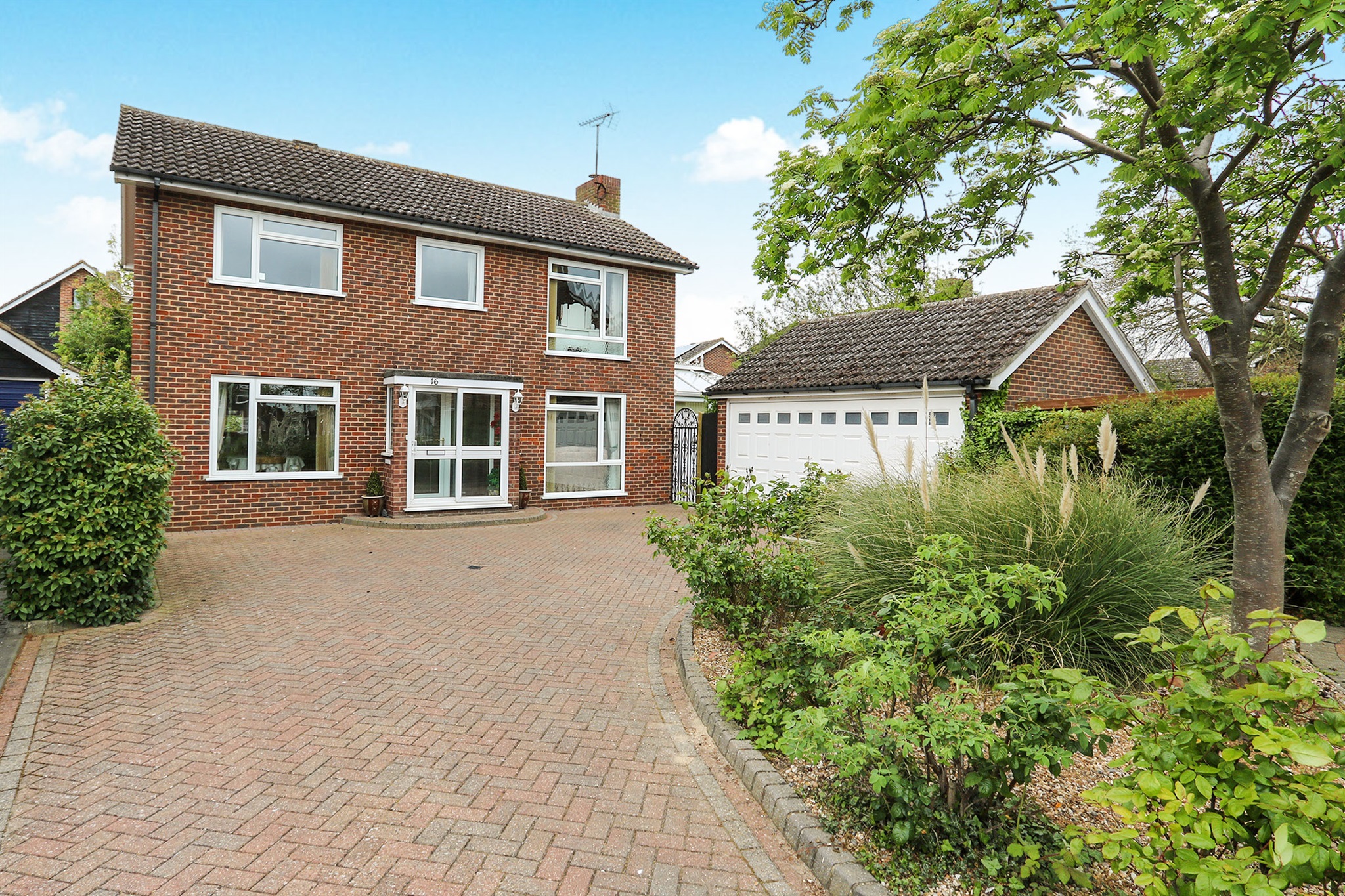 Free property report 16 Boydlands, Capel St Mary, IP9 2UX - Chimnie