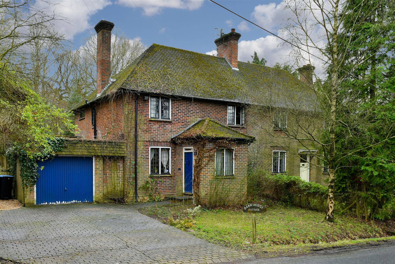 Free property report Barn Ridge Cottage, Kings Cross Lane, South ...