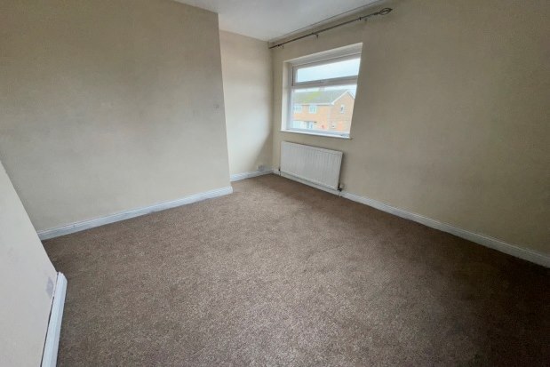 Photos of Breck Bank Crescent, Newark NG22 - 68910276 | PrimeLocation