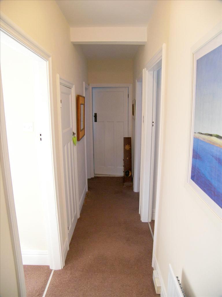 Free property report 8, Edwin Grove, Wallsend, NE28 0LH - Chimnie