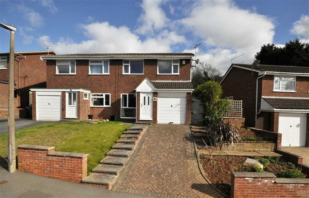 Free property report 42 Kenwood Avenue, Worcester, WR4 9BL - Chimnie