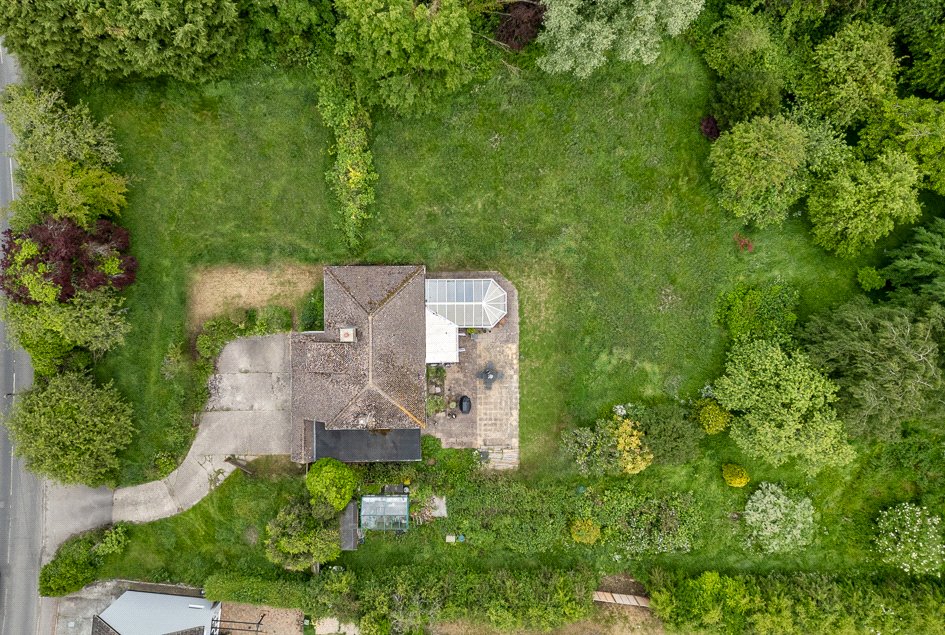 Free property report 145, Redehall Road, Smallfield, Horley, RH6 9RJ ...