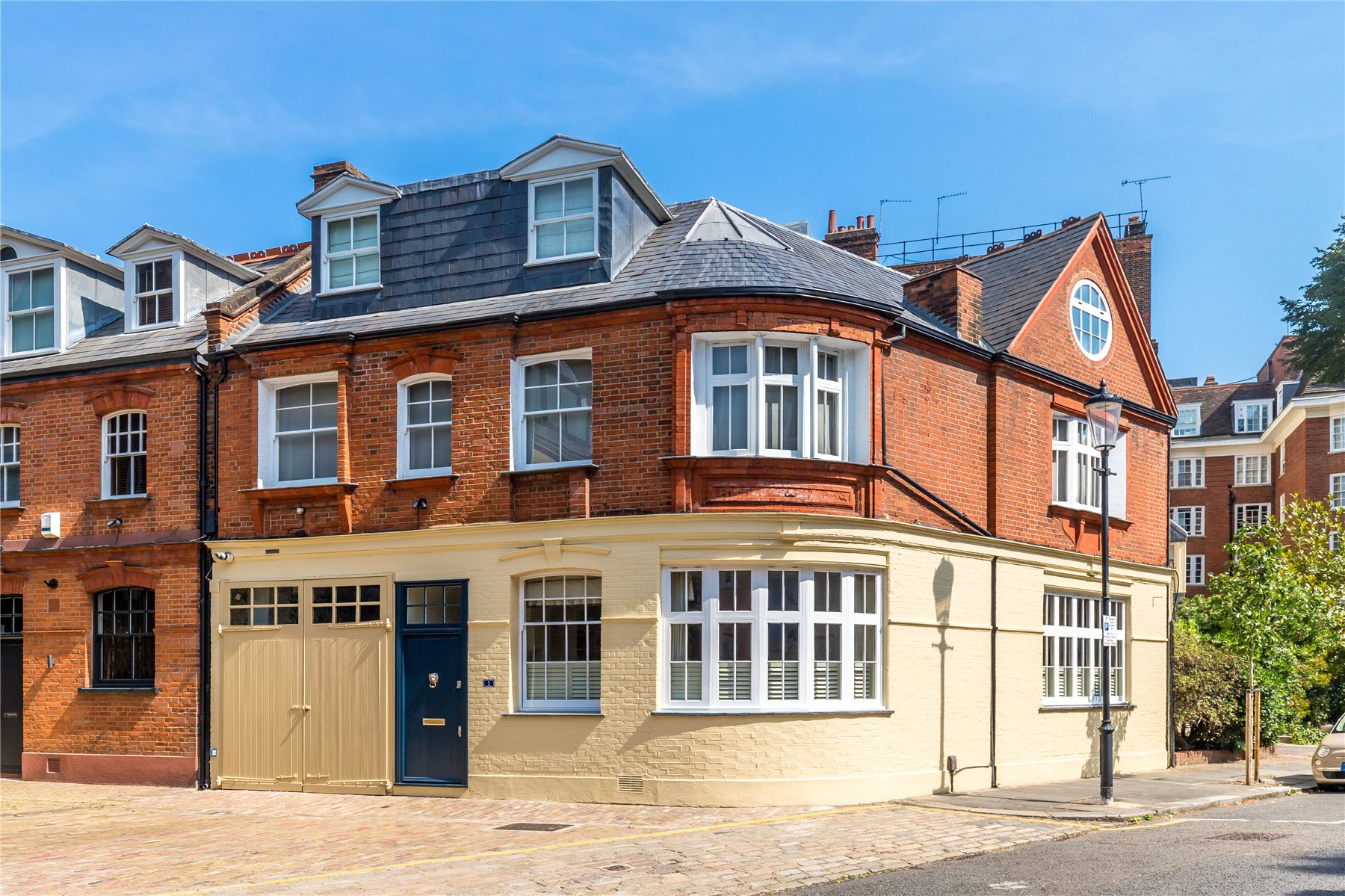 Free property report 3, Clover Mews, London, SW3 4JH - Chimnie