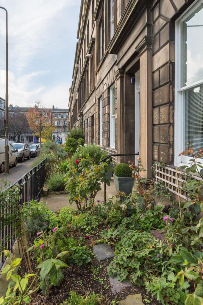 Free property report 13 Lutton Place, Newington, Edinburgh, EH8 9PD ...