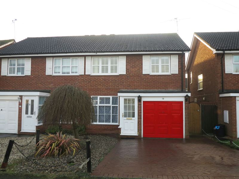 Free property report 18, Gainsborough Close, Woodley, Reading, RG5 4HD ...