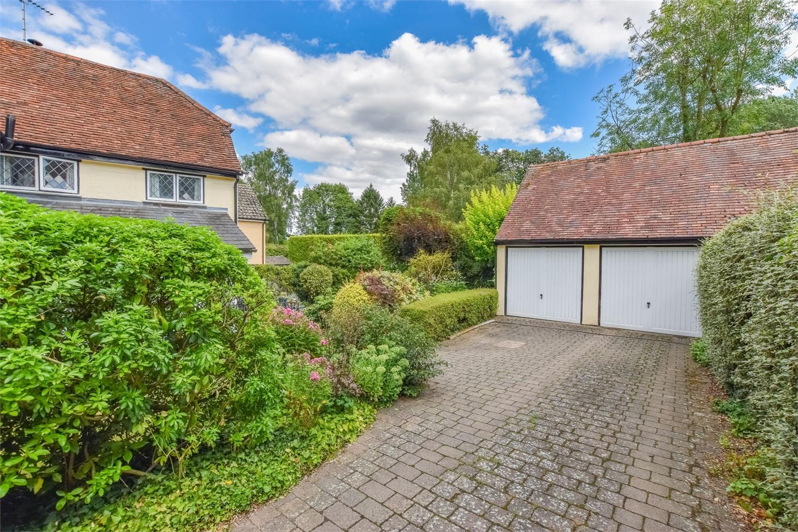 Free property report Lower Hall, Braintree Road, Great Bardfield, CM7 ...