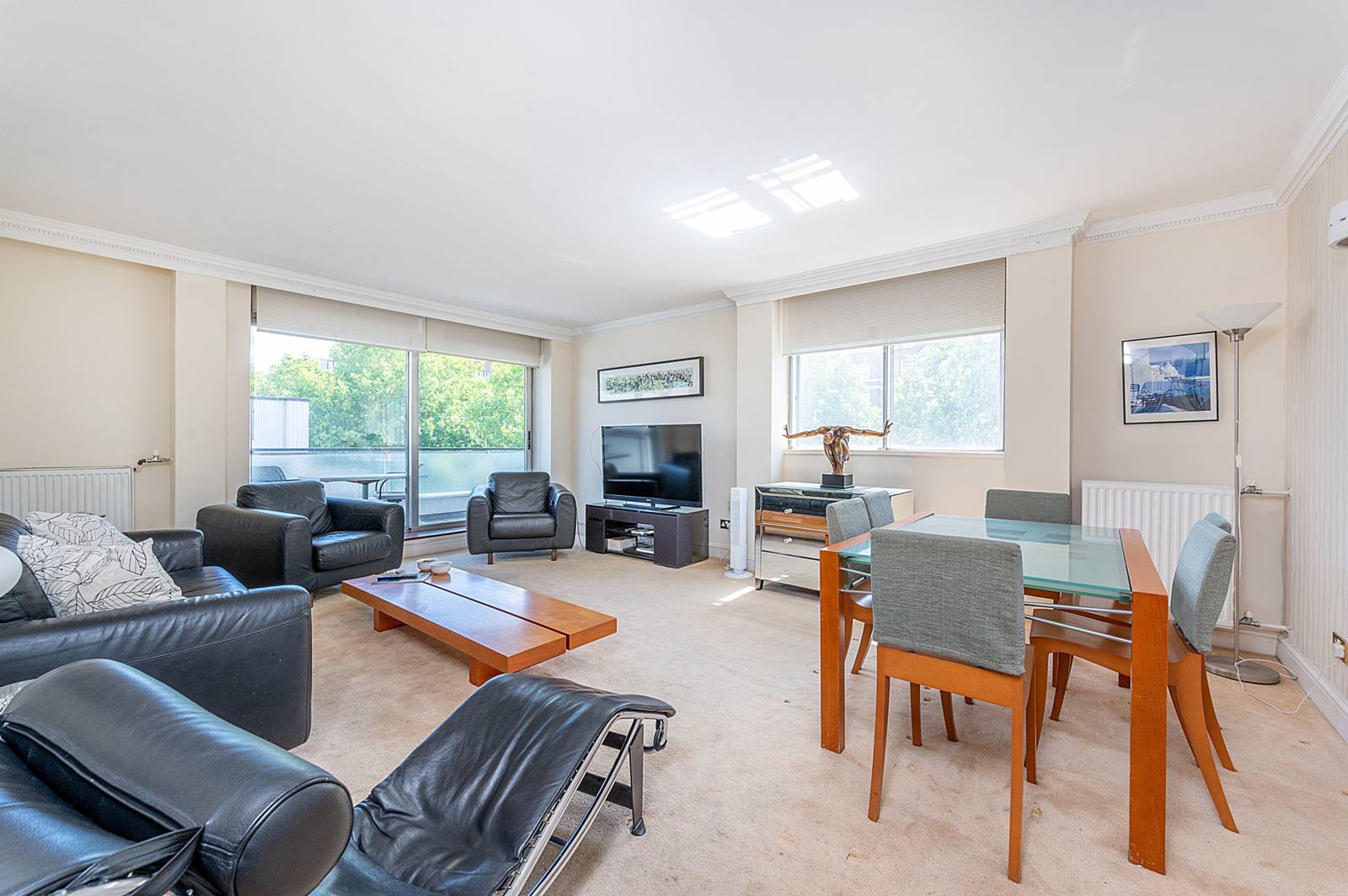 3 bedroom flat for sale - Million Plus.com The Luxury Marketplace