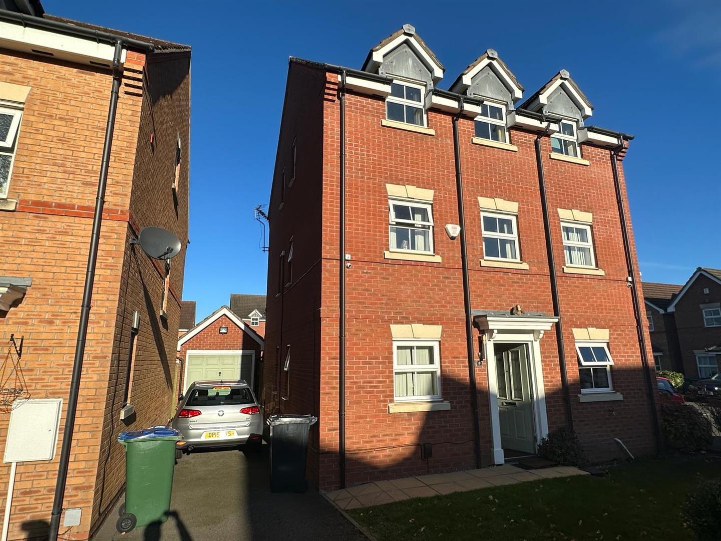 Free property report 8, St. David Drive, Wednesbury, WS10 0GF - Chimnie