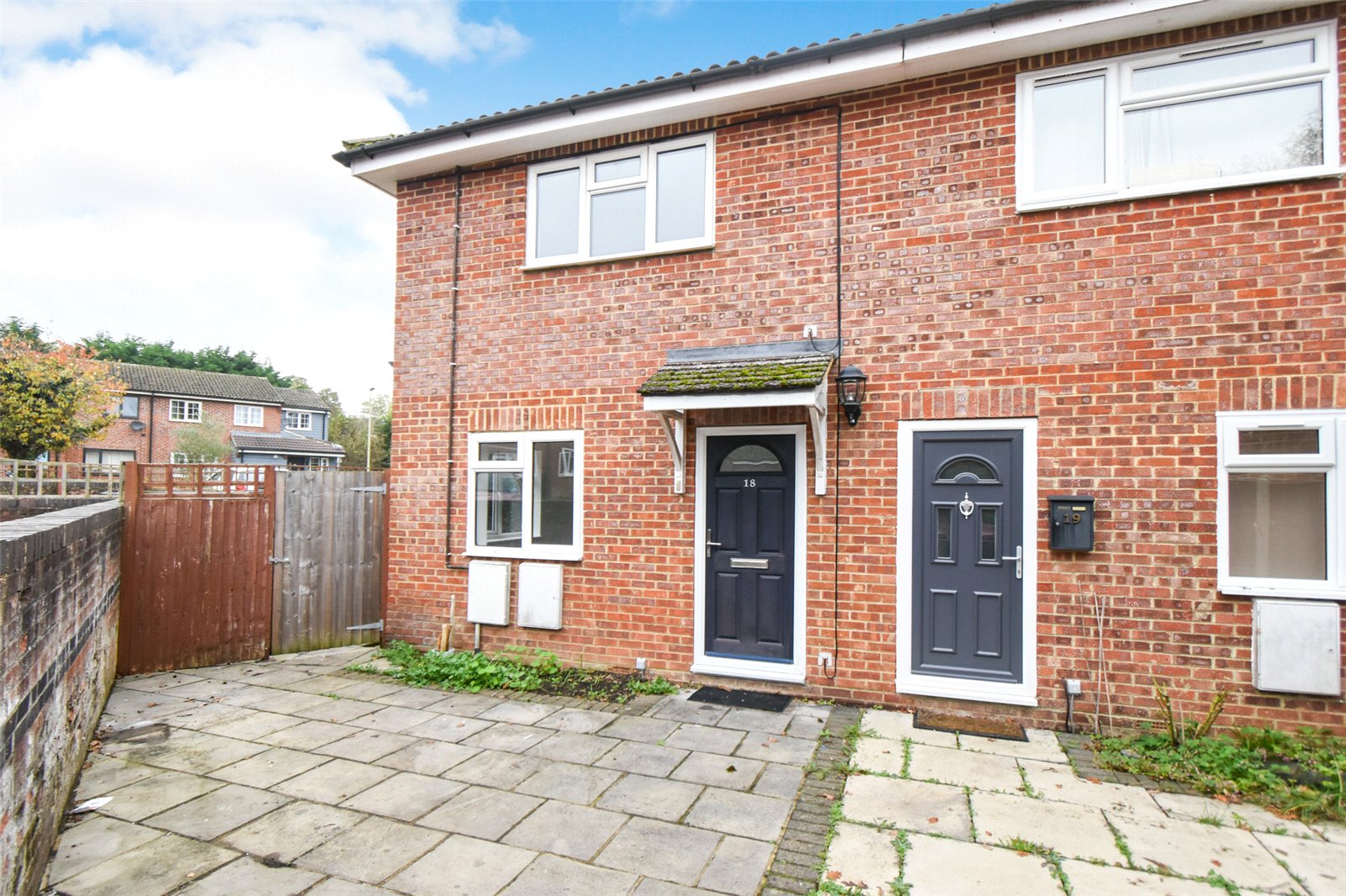 Free property report 18, Rosebay Gardens, Hook, RG27 9PN - Chimnie