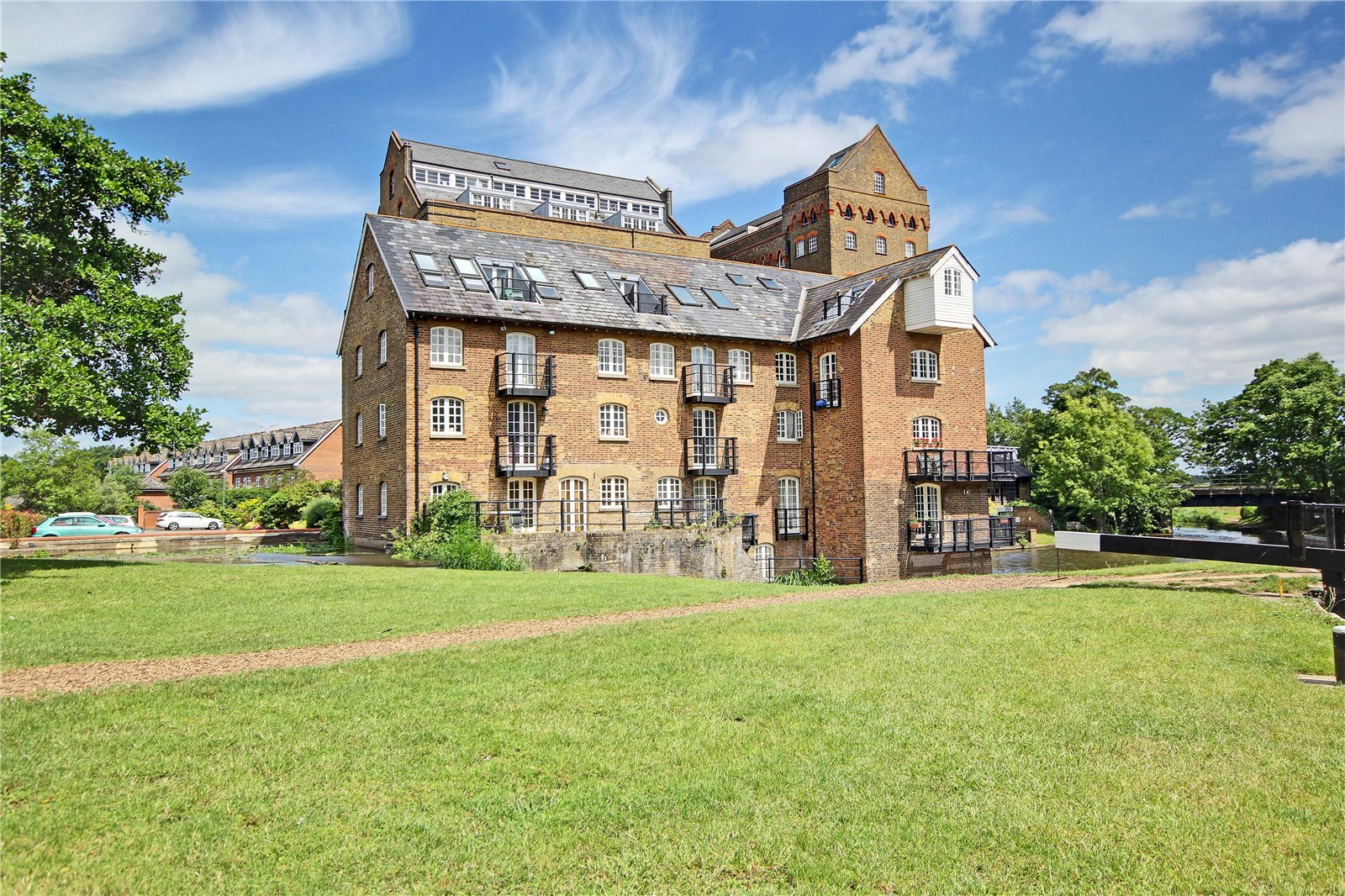 Free property report 34 John Bunn Mill, Bourneside Road, Addlestone ...