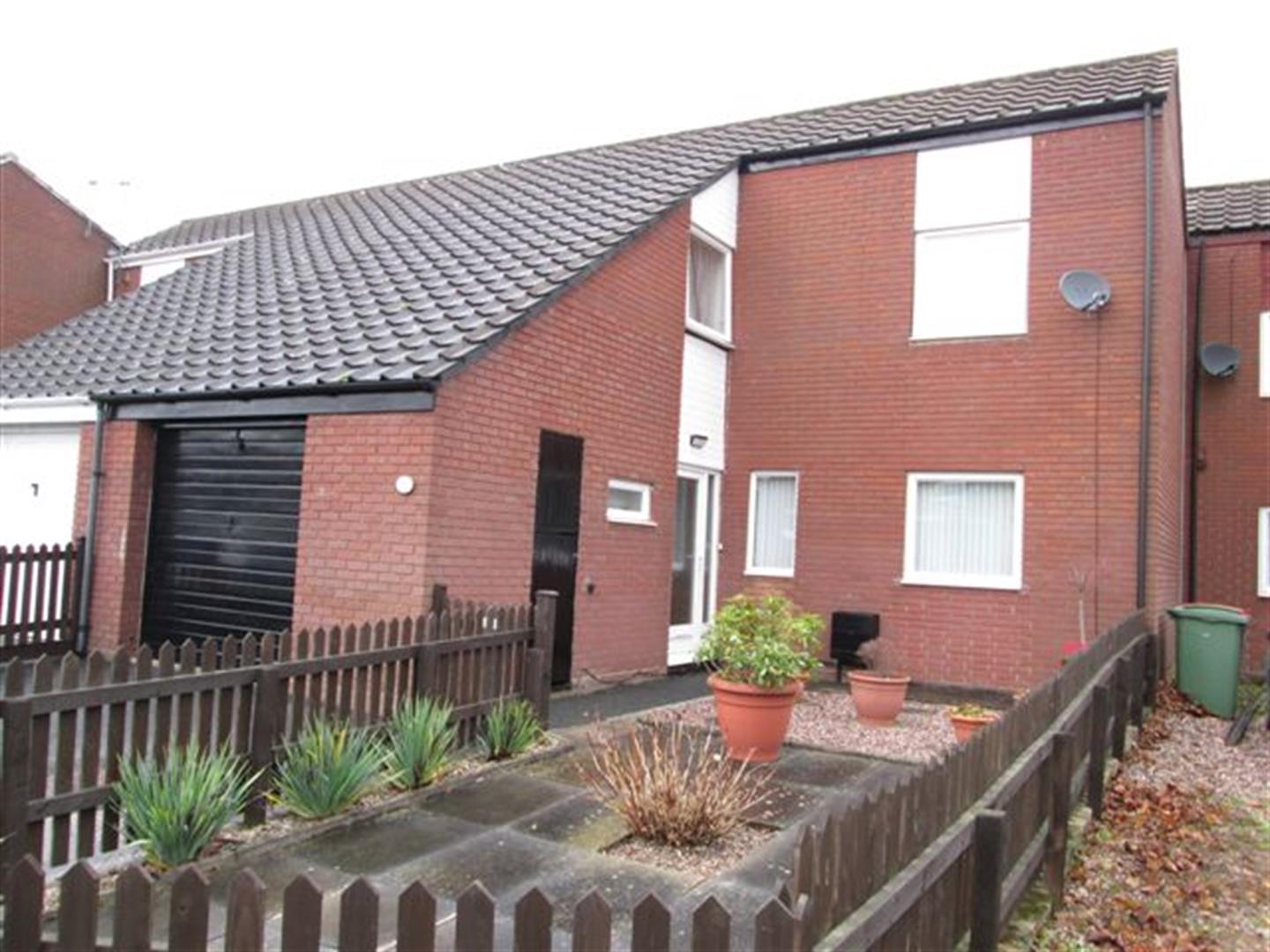 Free property report 23, Dinthill, Telford, TF3 2DT - Chimnie