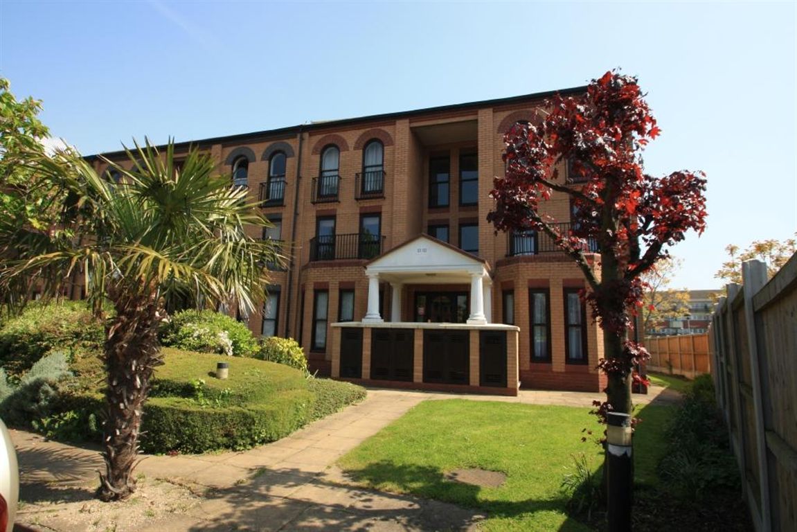 Free property report 132 Marks Court, Southend-on-sea, SS1 2RQ - Chimnie