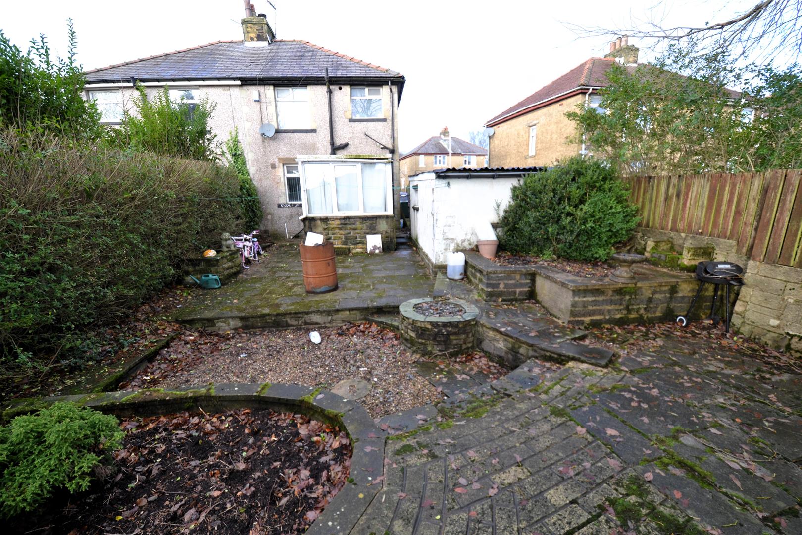 Free property report 15, Torre Crescent, Bradford, BD6 3PE - Chimnie