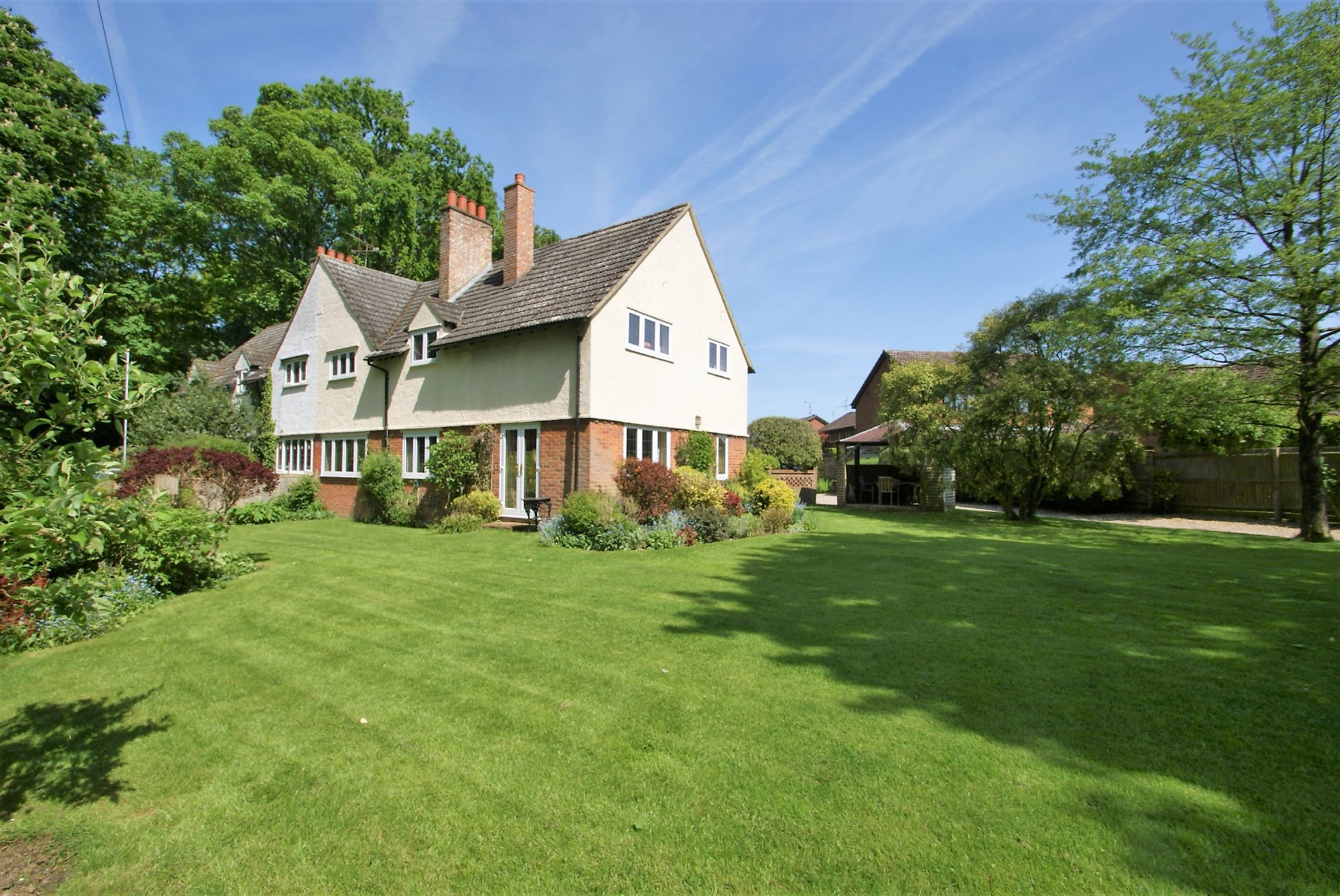 Free property report 1, Thorley Place Cottages, Thorley Lane East ...