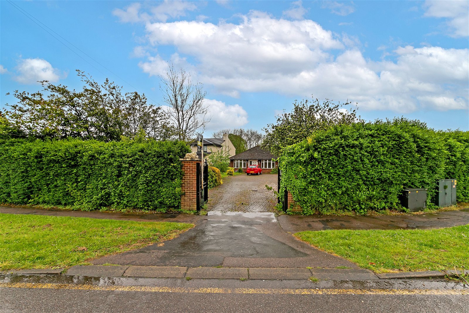 Free property report 20, Fishers Green, Stevenage, SG1 2JA - Chimnie