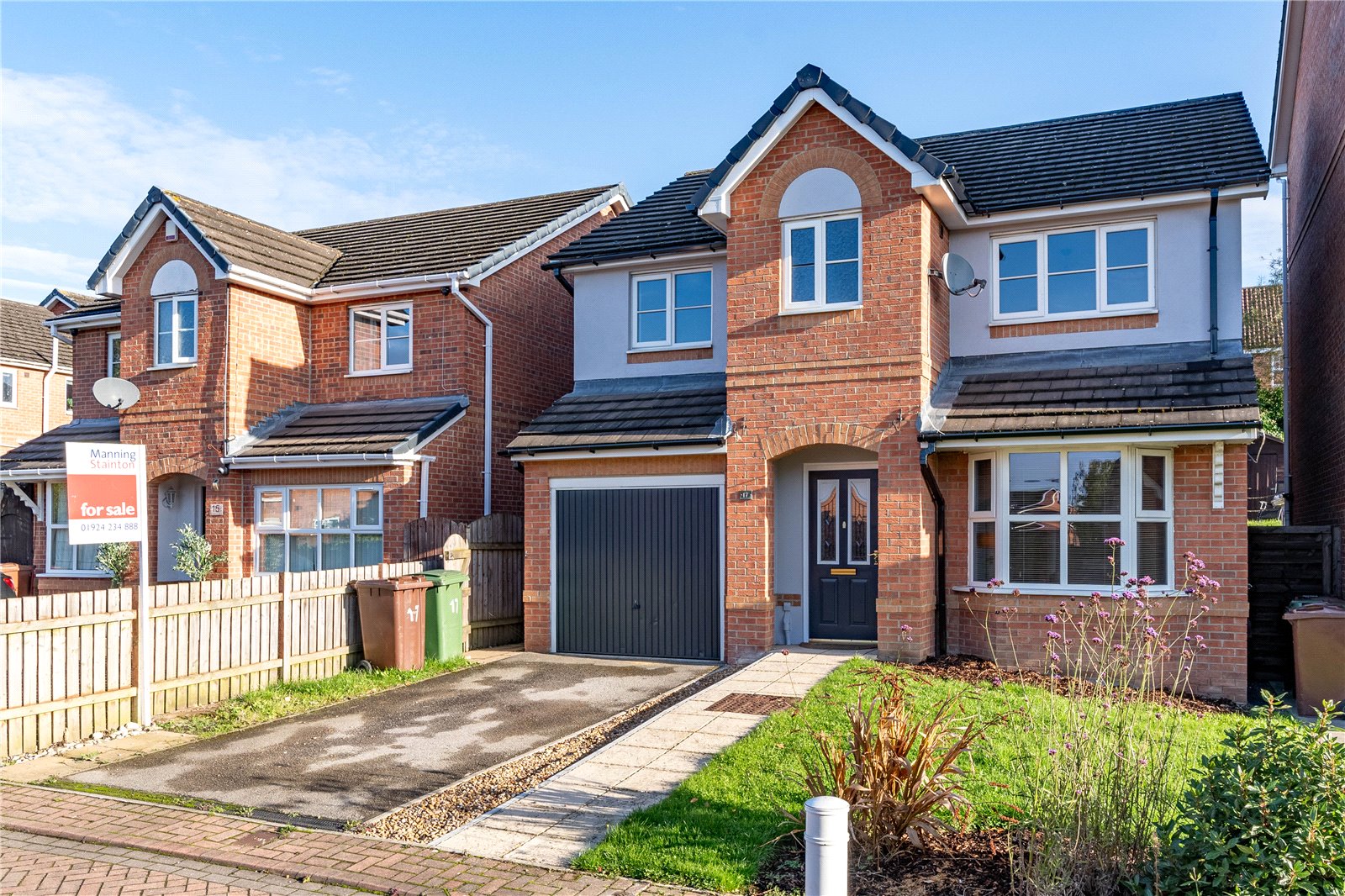 Free property report 17, Oldfield Close, Ossett, WF5 9BG - Chimnie