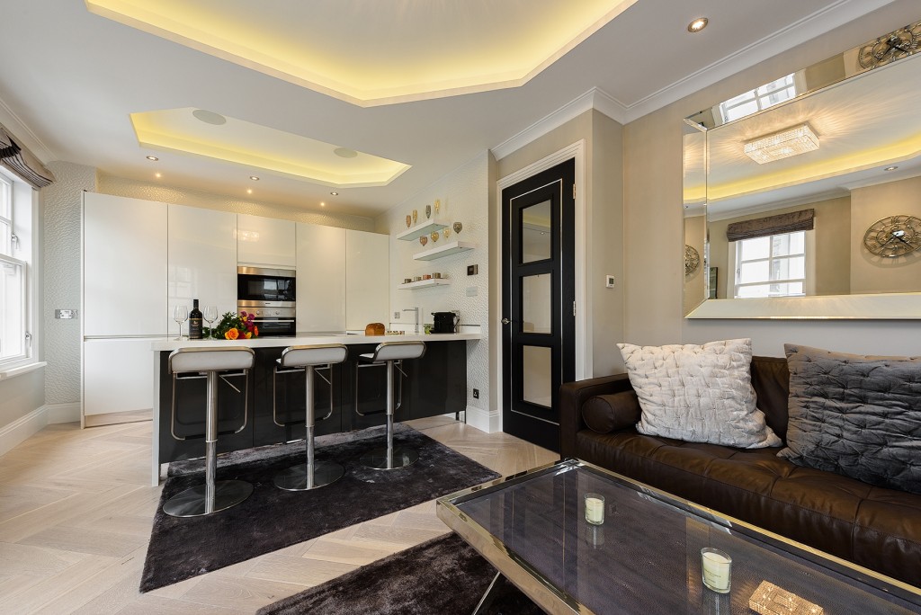 Free property report Flat 6, 27, Minories, London, EC3N 1DE - Chimnie