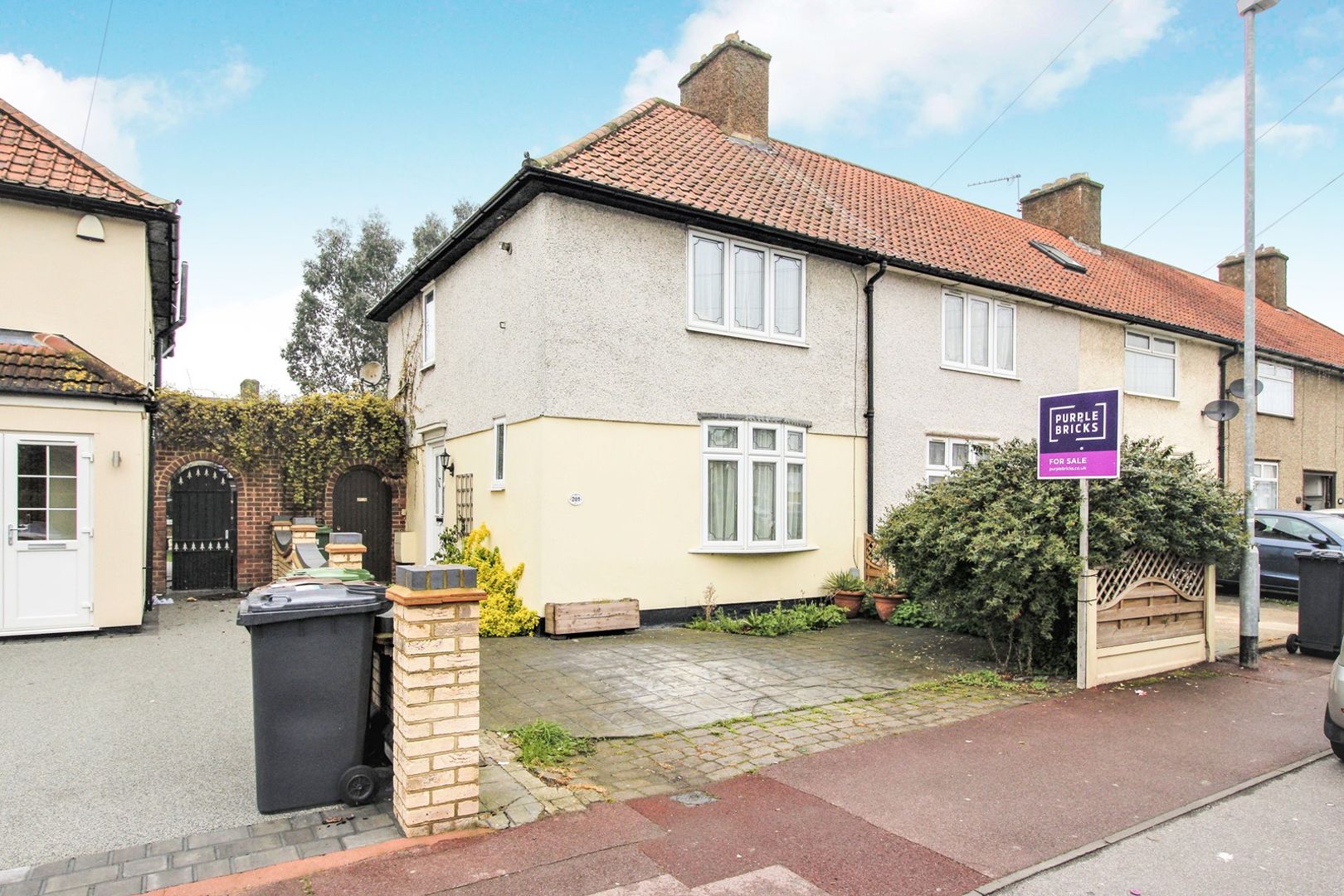 Free Property Report 201 Hunters Hall Road Dagenham Rm10 8lh Chimnie