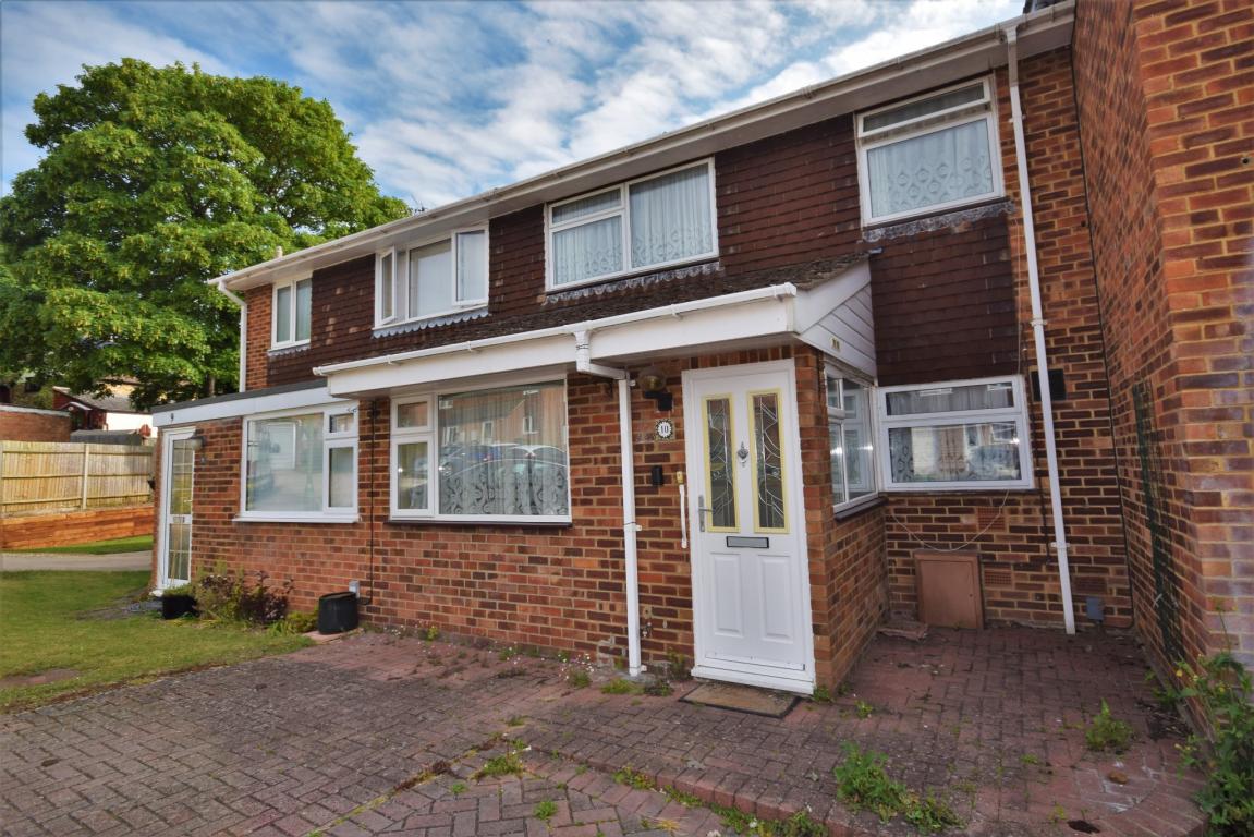 Free property report 10, Padwick Close, Basingstoke, RG21 8XS - Chimnie