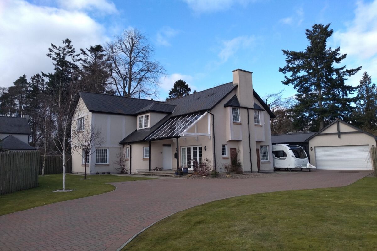 Free property report 15, Bruce Drive, Murthly, Perth, PH1 4FD - Chimnie