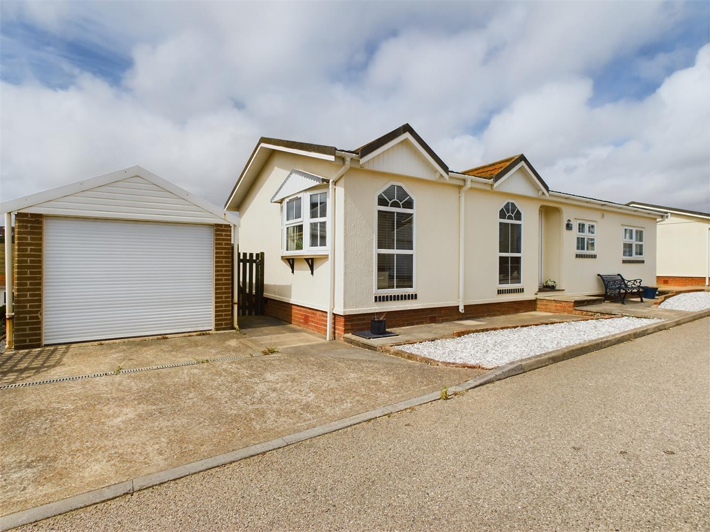 Free property report 99, Newhaven Heights, Newhaven, BN9 9HF - Chimnie