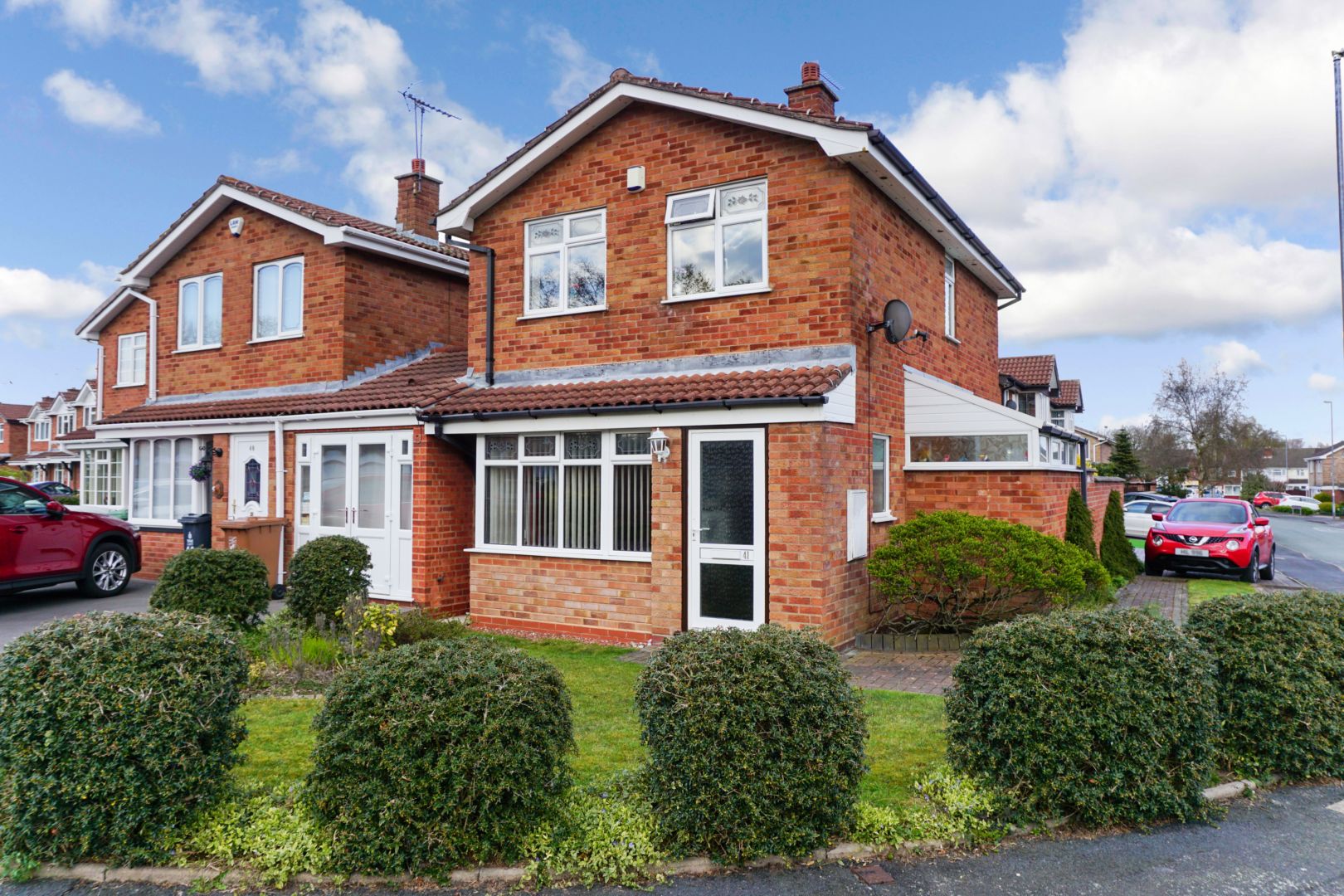 Free property report 41 Highgrove Close, Willenhall, WV12 5SZ - Chimnie