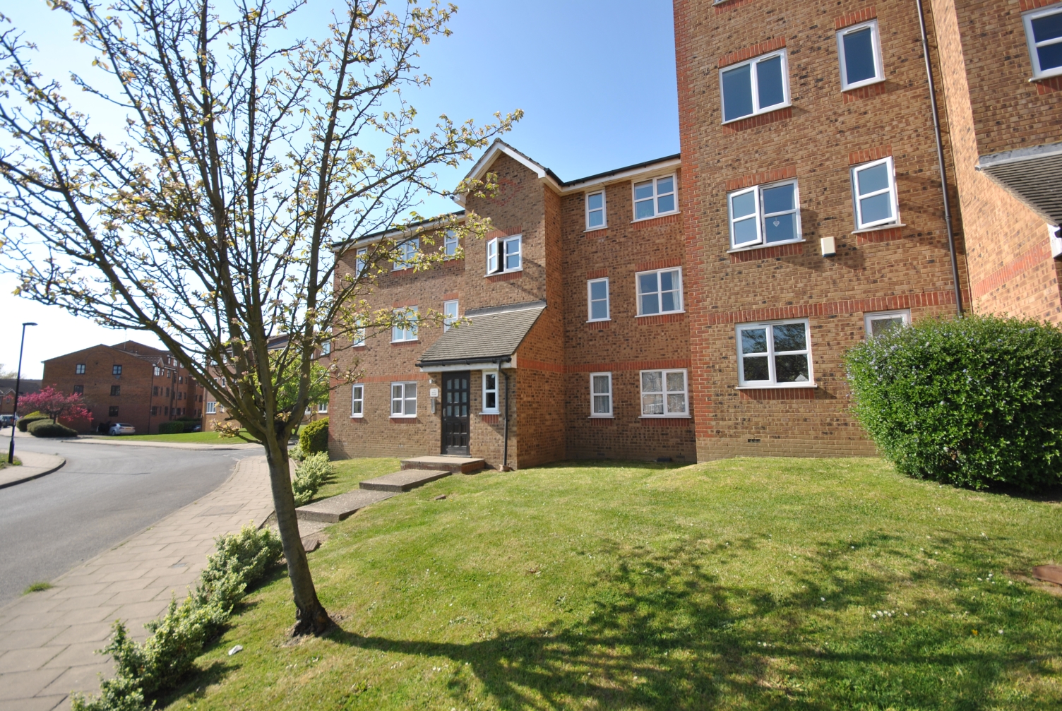 Free property report Flat 5, Bryce House, John Williams Close, London ...