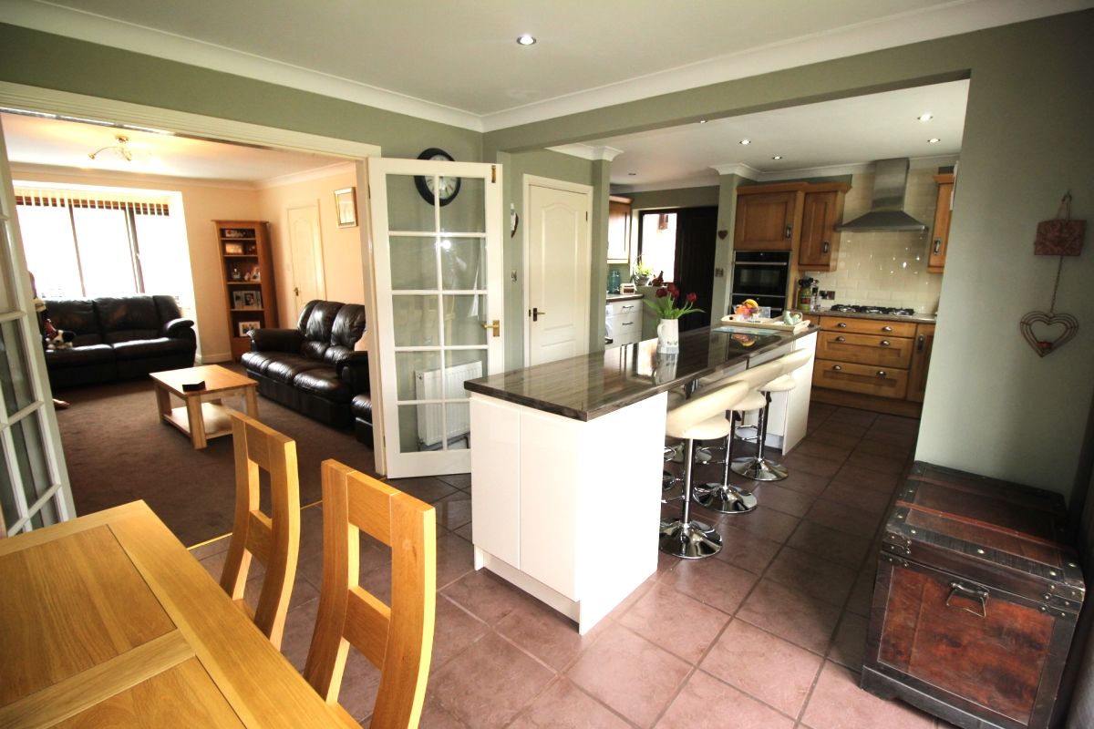 Free property report 11, Gowdall Way, Howden, Goole, DN14 7JE - Chimnie