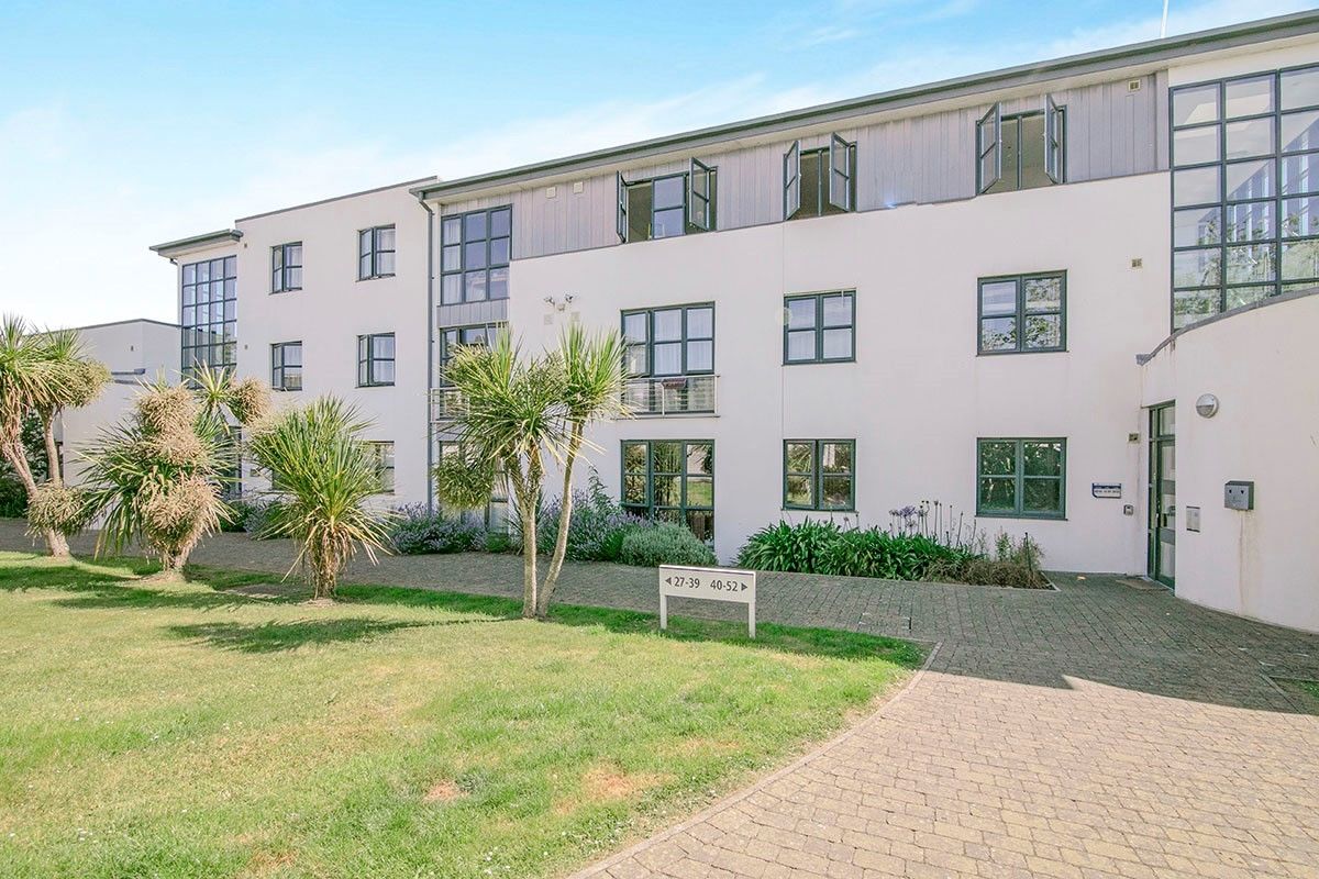 Free property report 40 Clearwater View, Sandy Hill, St. Austell, PL25 ...