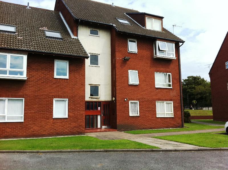 Free property report 3 Mercer Court, Clairville Close, Bootle, L20 7HN ...