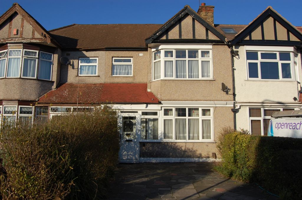 Free property report 123, Headley Drive, Ilford, IG2 6QJ - Chimnie