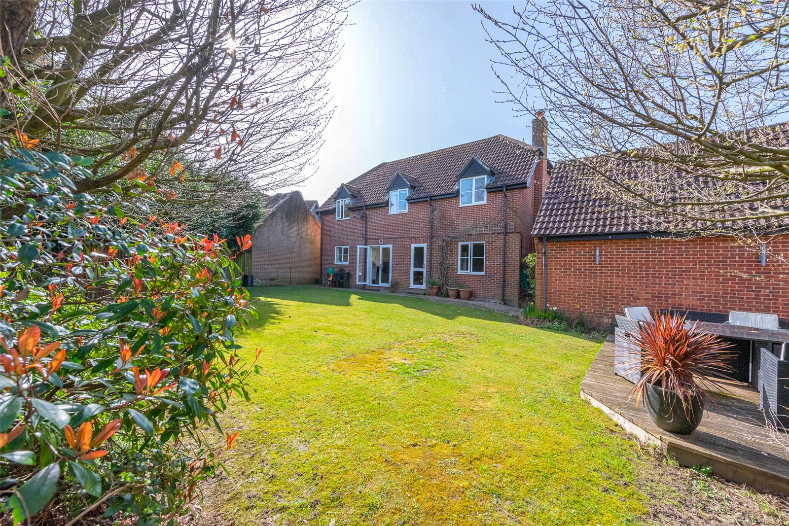 Free property report 3 Peel Gardens, Kingsclere, RG20 5SB - Chimnie
