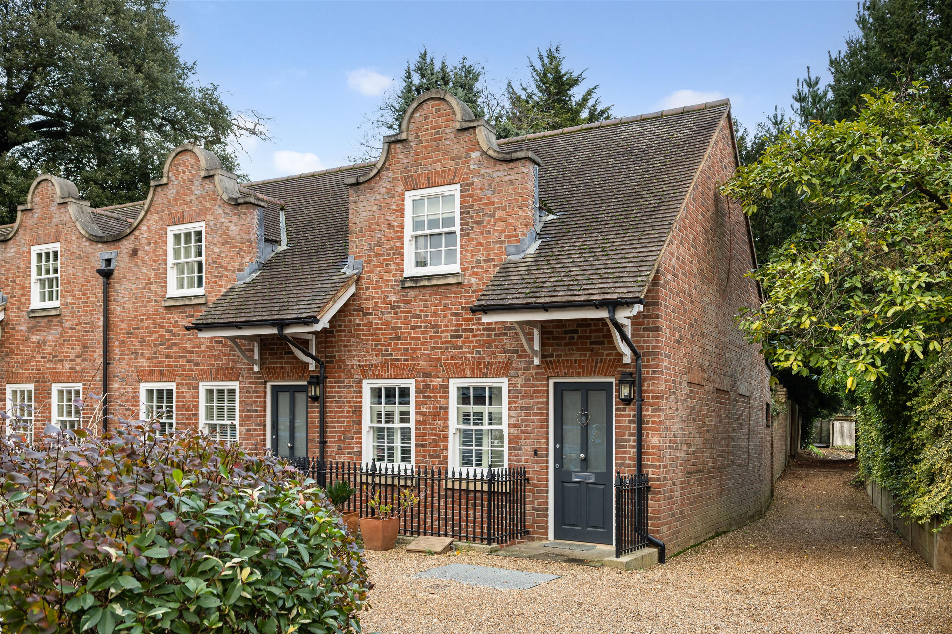 3 bedroom end terrace house for sale - Million Plus.com The Luxury ...