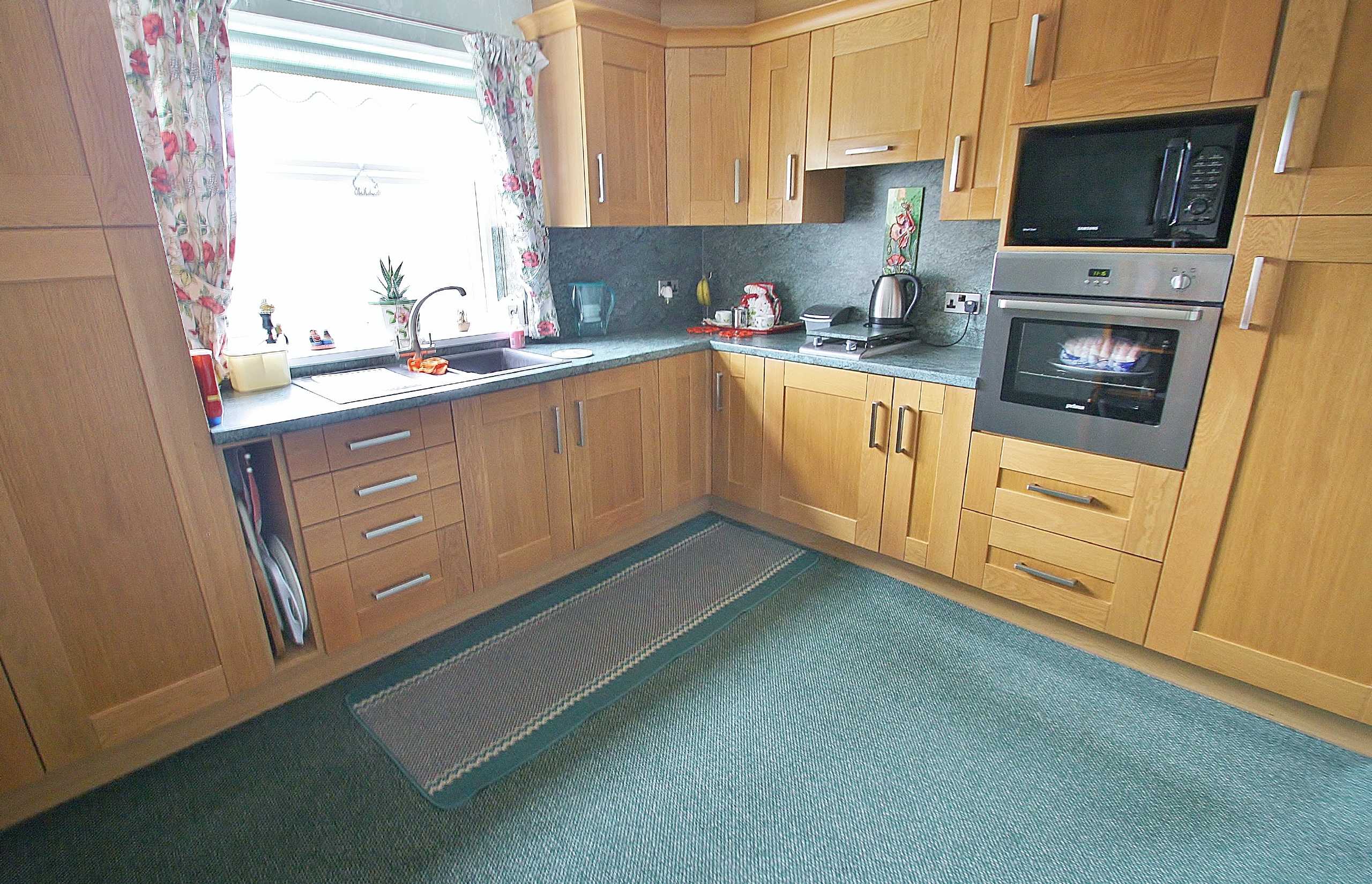Free property report Meadowcroft, Peploe Lane, New Holland, DN19 7PS ...
