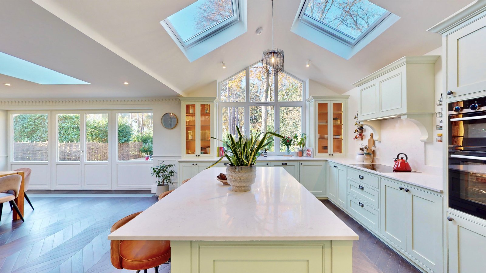 Photos of Star Hill, Churt, Farnham, Surrey GU10 - 68897362 | PrimeLocation