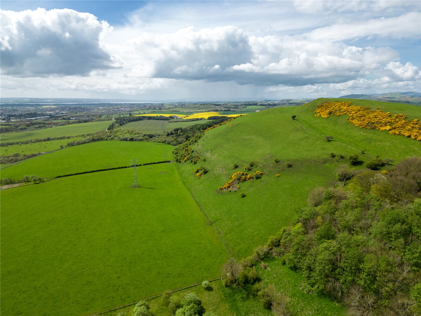 Photos of Hill Of Beath, Crossgates, Cowdenbeath, Fife KY4 - 64899095 ...