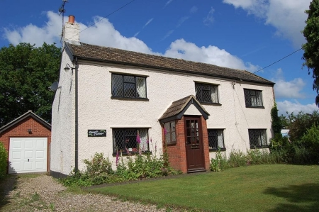 Free property report Shingle Cottage, Newbourne Road, Waldringfield ...