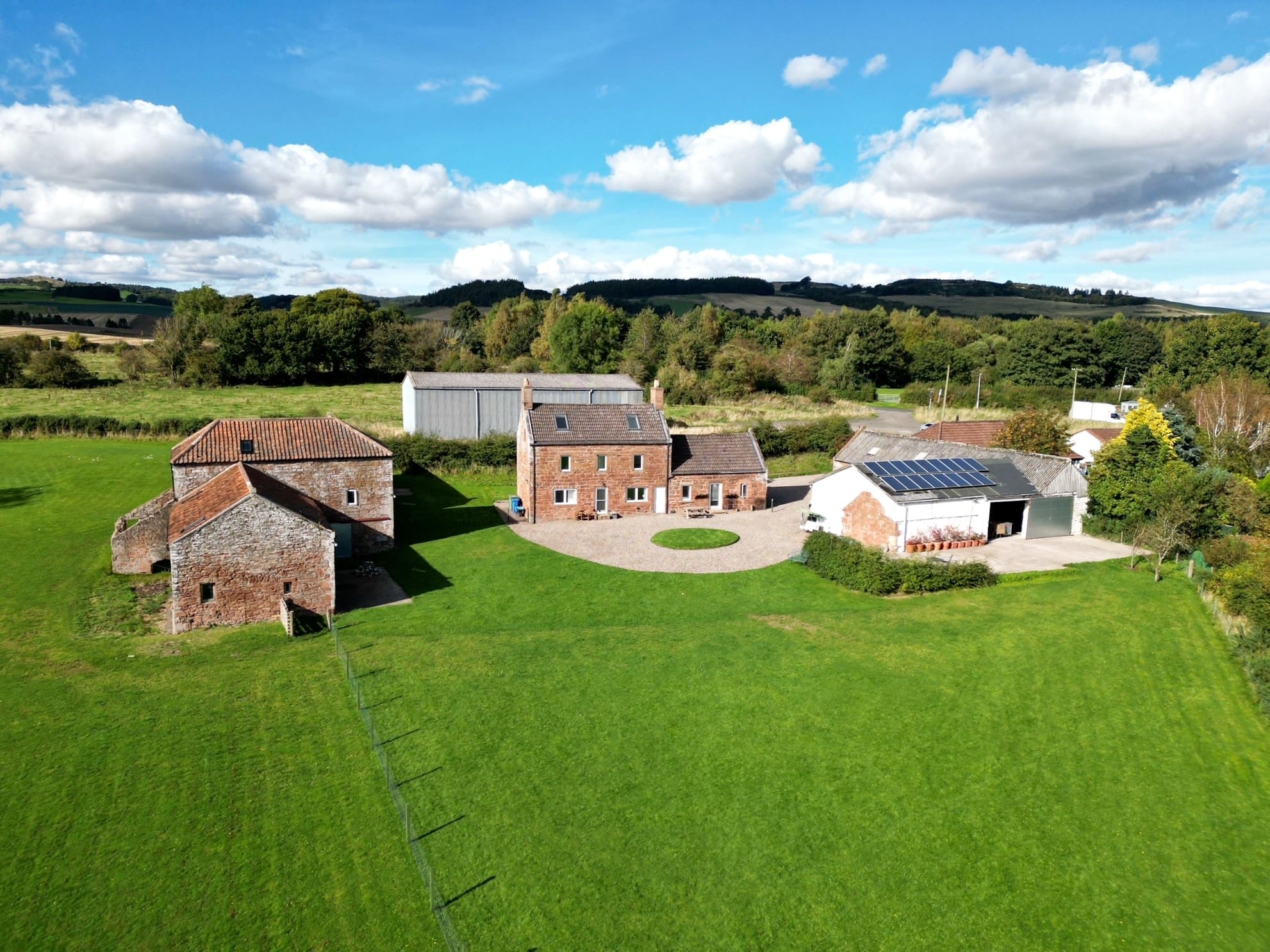 Free property report West Mill Farm, Strathmiglo, Cupar, KY14 7PU - Chimnie