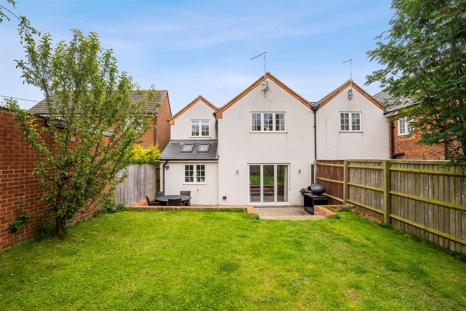Photos of High Street South, Stewkley, Buckinghamshire LU7 - 69063554 ...