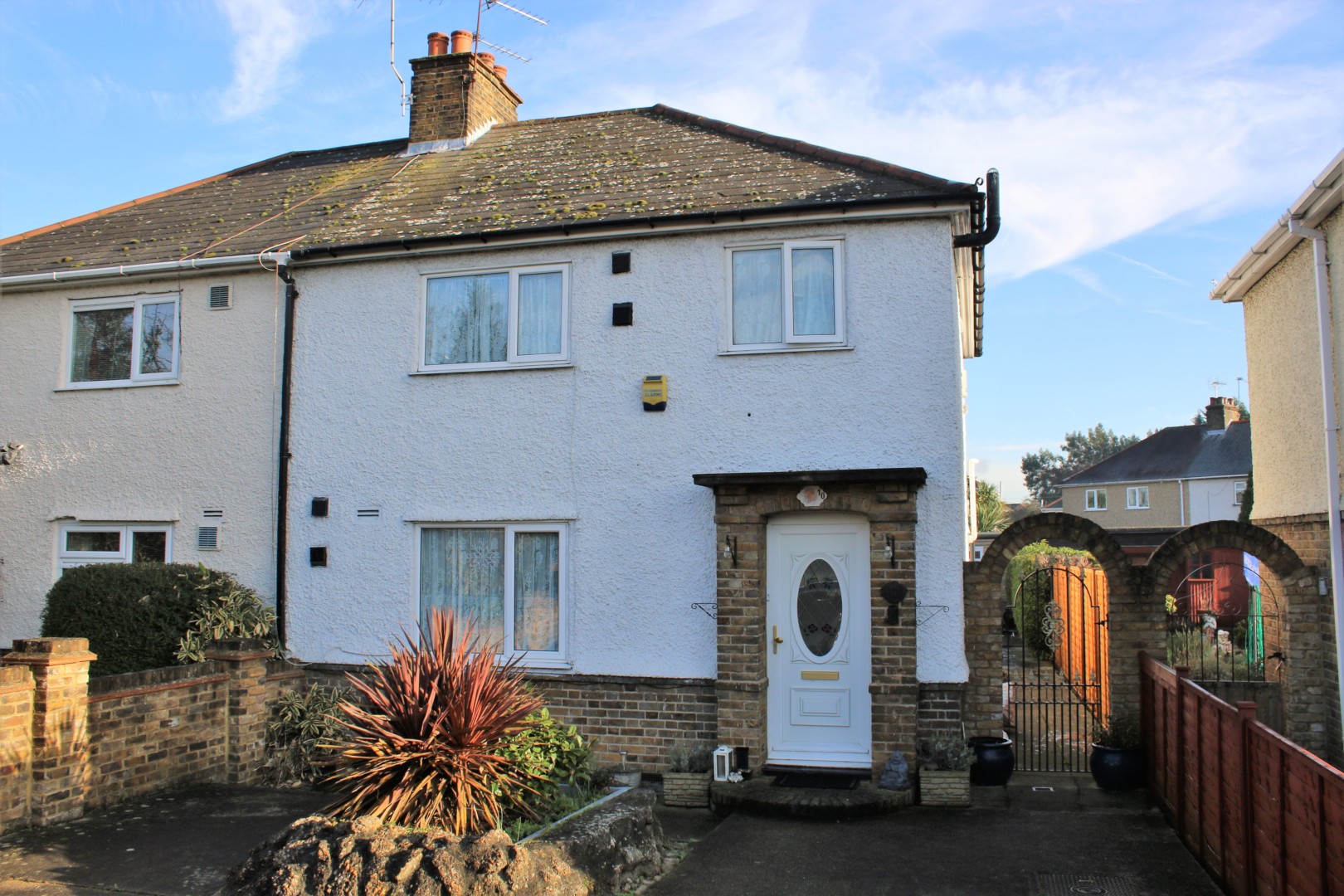 Free property report 10, Meadow View, High Road, Cowley, Uxbridge, UB8 ...