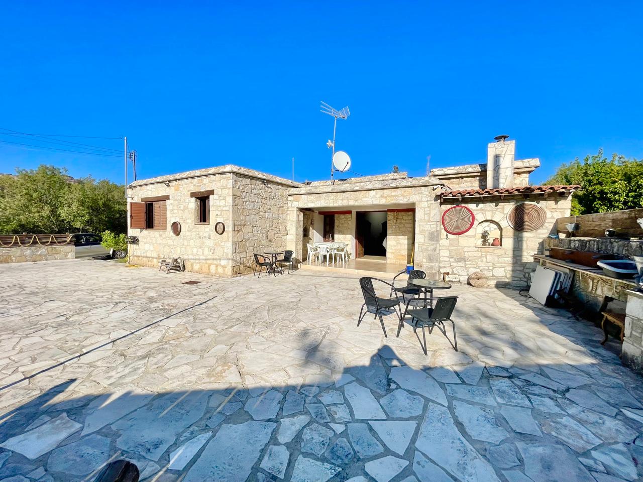 Photos of Choulou, Paphos, Cyprus - 68072898 | PrimeLocation