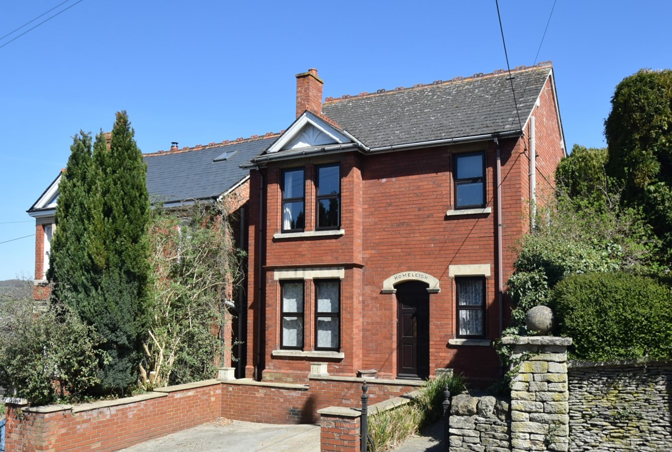 Free property report Homeleigh, Rodborough Hill, Stroud, GL5 3SW - Chimnie