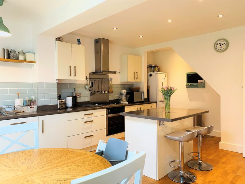 Free property report 34, Cleveland Street, Taunton, TA1 1XD - Chimnie