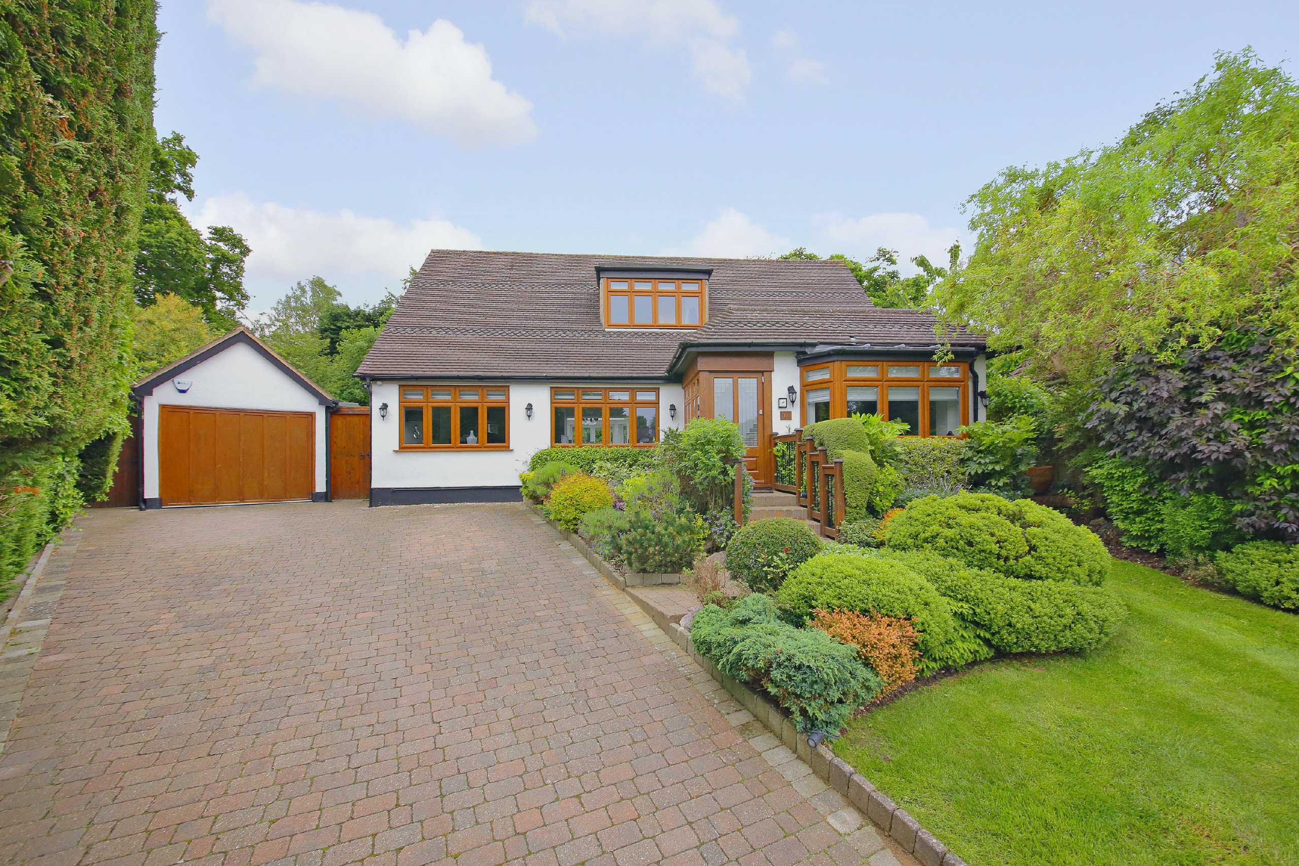 2 Bedroom Mews House For Sale The Luxury Marketplace