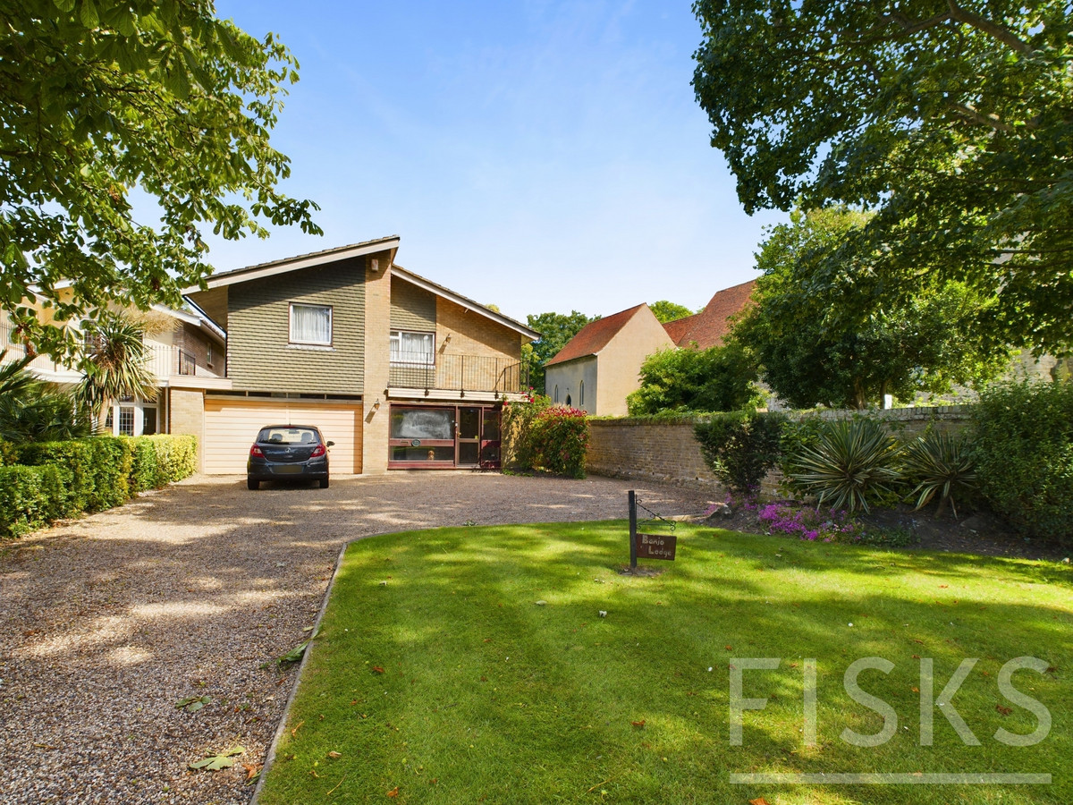 Free property report Banjo Lodge, Common Road, Great Wakering, Southend ...