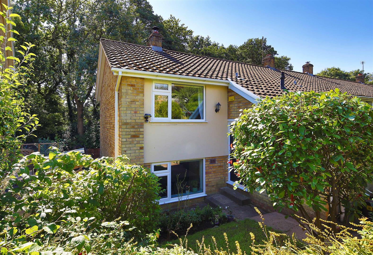 Free property report 32, Clearwater Way, Cardiff, CF23 6DJ - Chimnie