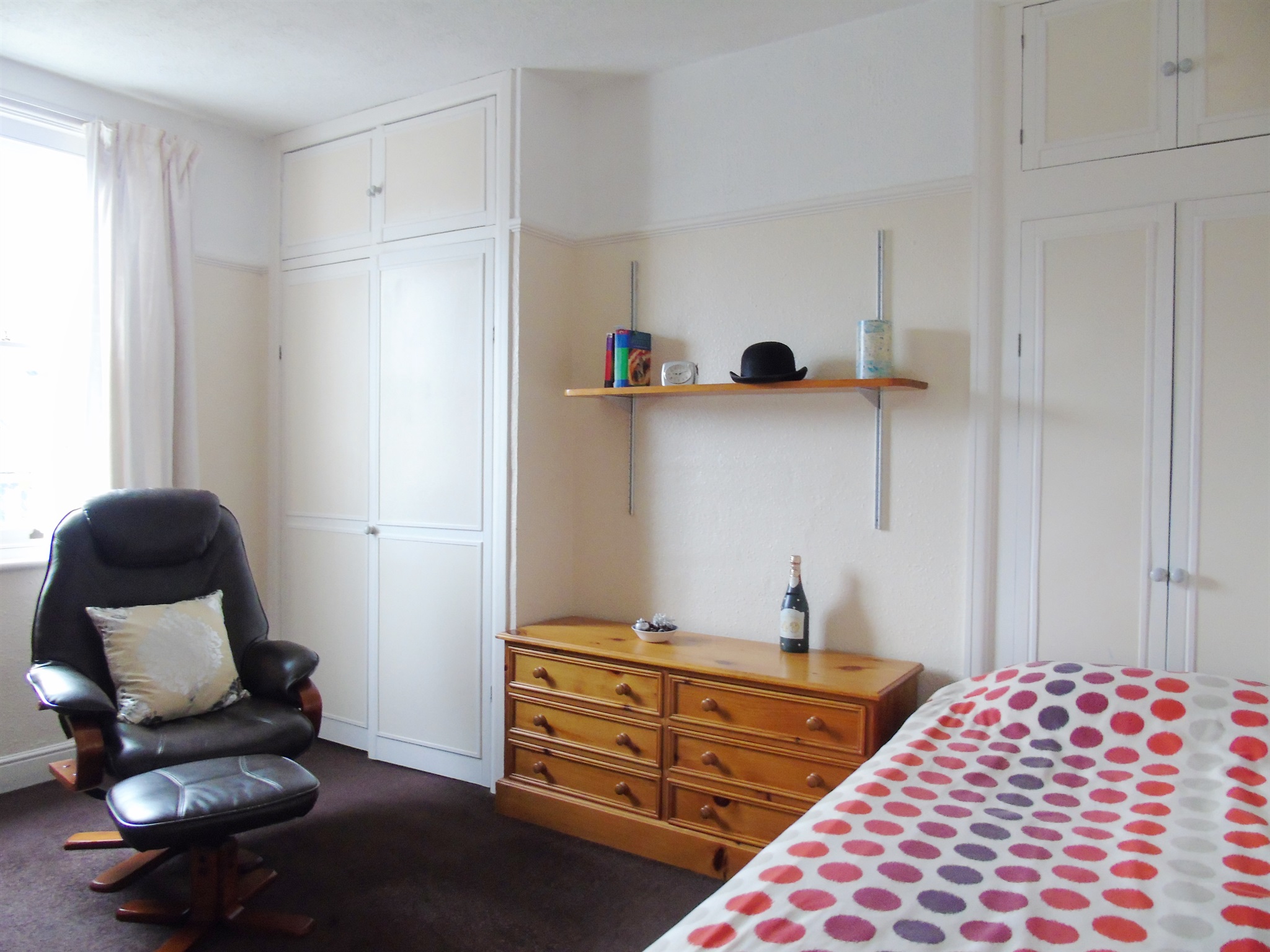 Free property report 6 Baroness Place, Penarth, CF64 3UL - Chimnie