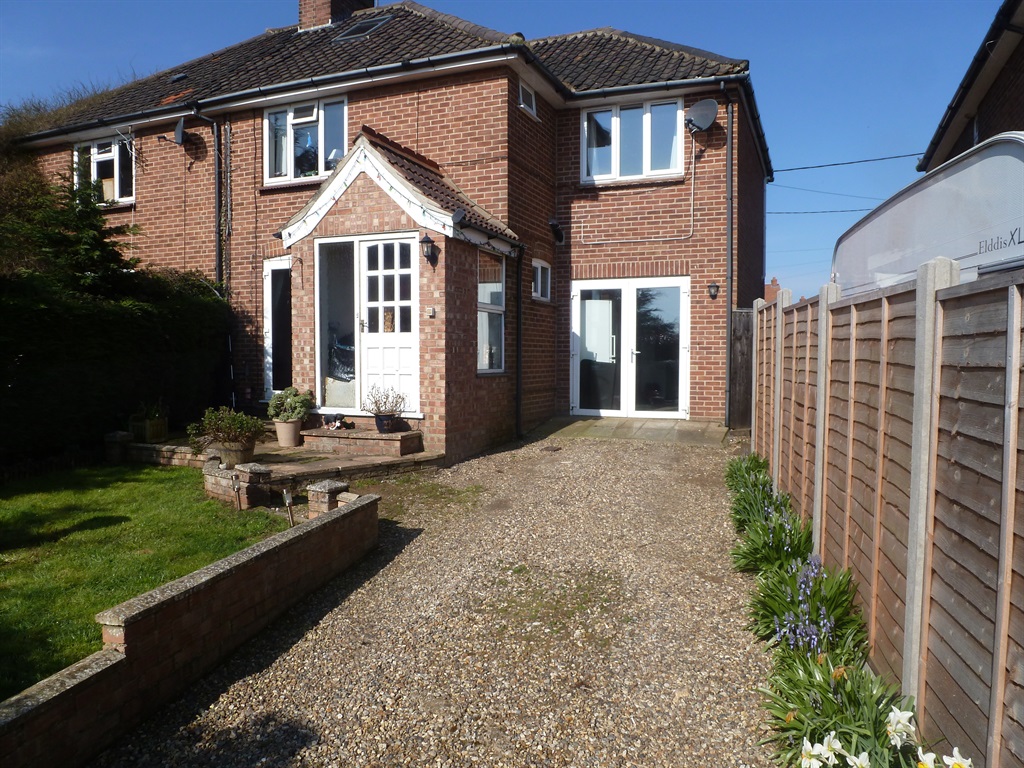 Free property report 2, Parva Close, Little Barningham, Norwich, NR11 ...